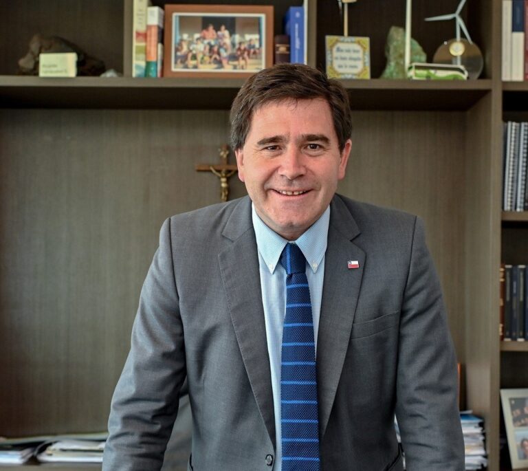 Renuncia Subsecretario de Minería, Ricardo Irarrázabal – Guía Minera de Chile